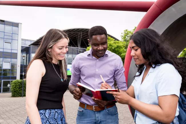 Career guide for international students | Hochschule Bonn-Rhein-Sieg (H-BRS)